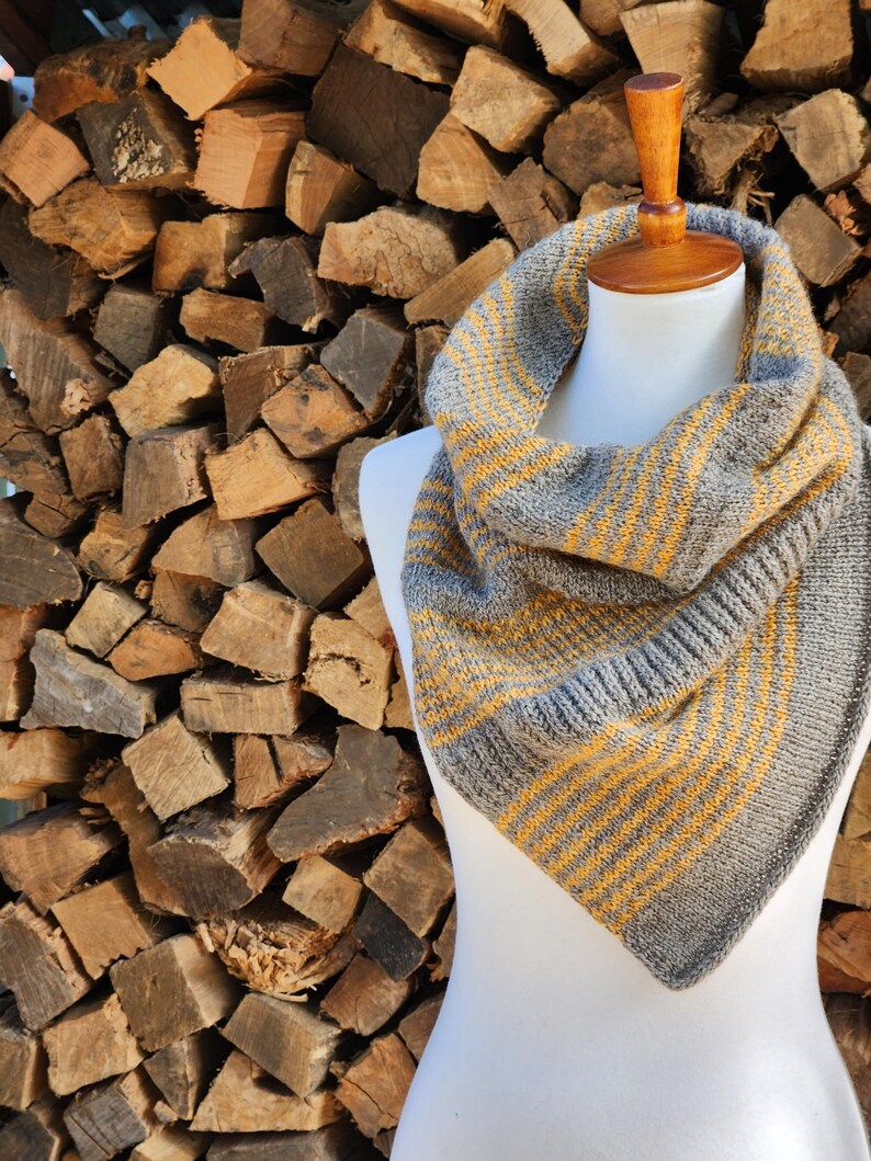 Cross Keys Cowl Knitting Pattern PDF - Etsy