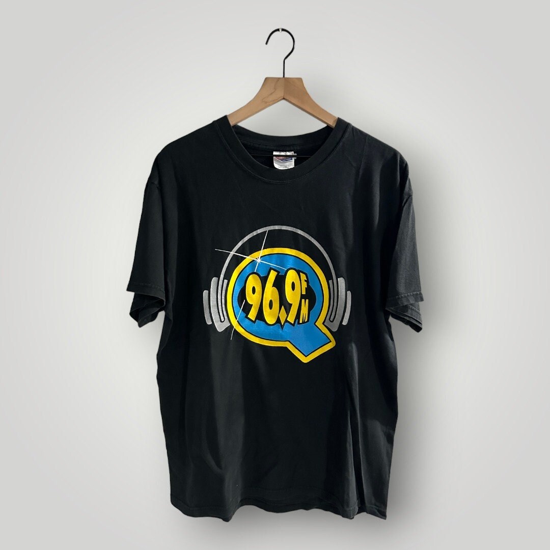 VINTAGE 2000's Radio Shirt - Etsy