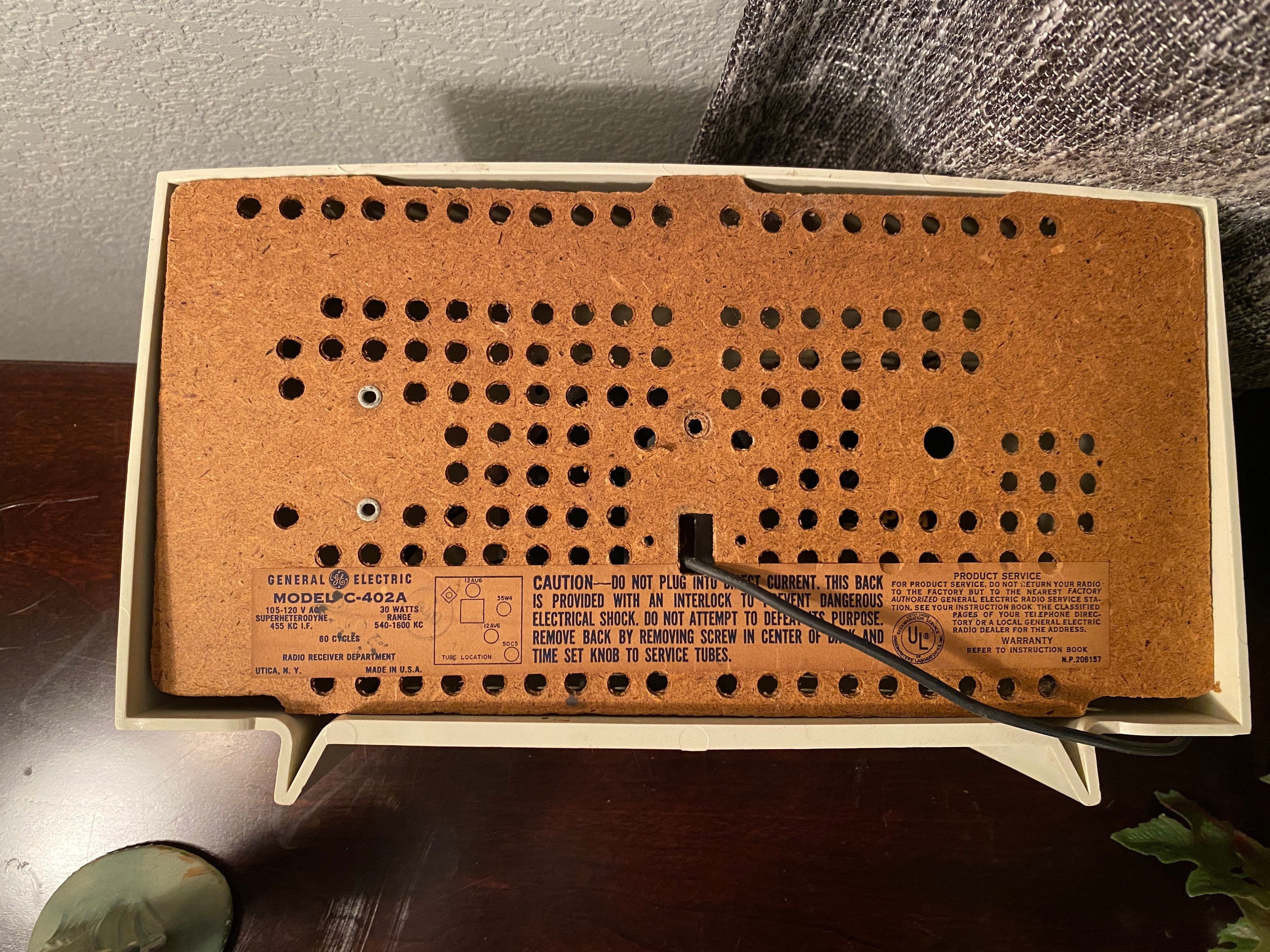 Vintage General Electric Radio converted to a Bluetooth | Etsy