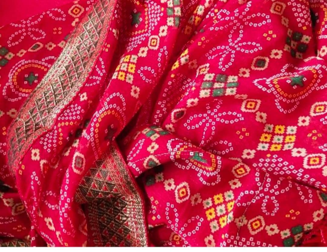 Printed Bandhani Saree for Women With Unstich Blouse and Fall Piko Free ...