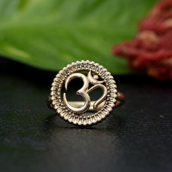 Om Ring - Etsy