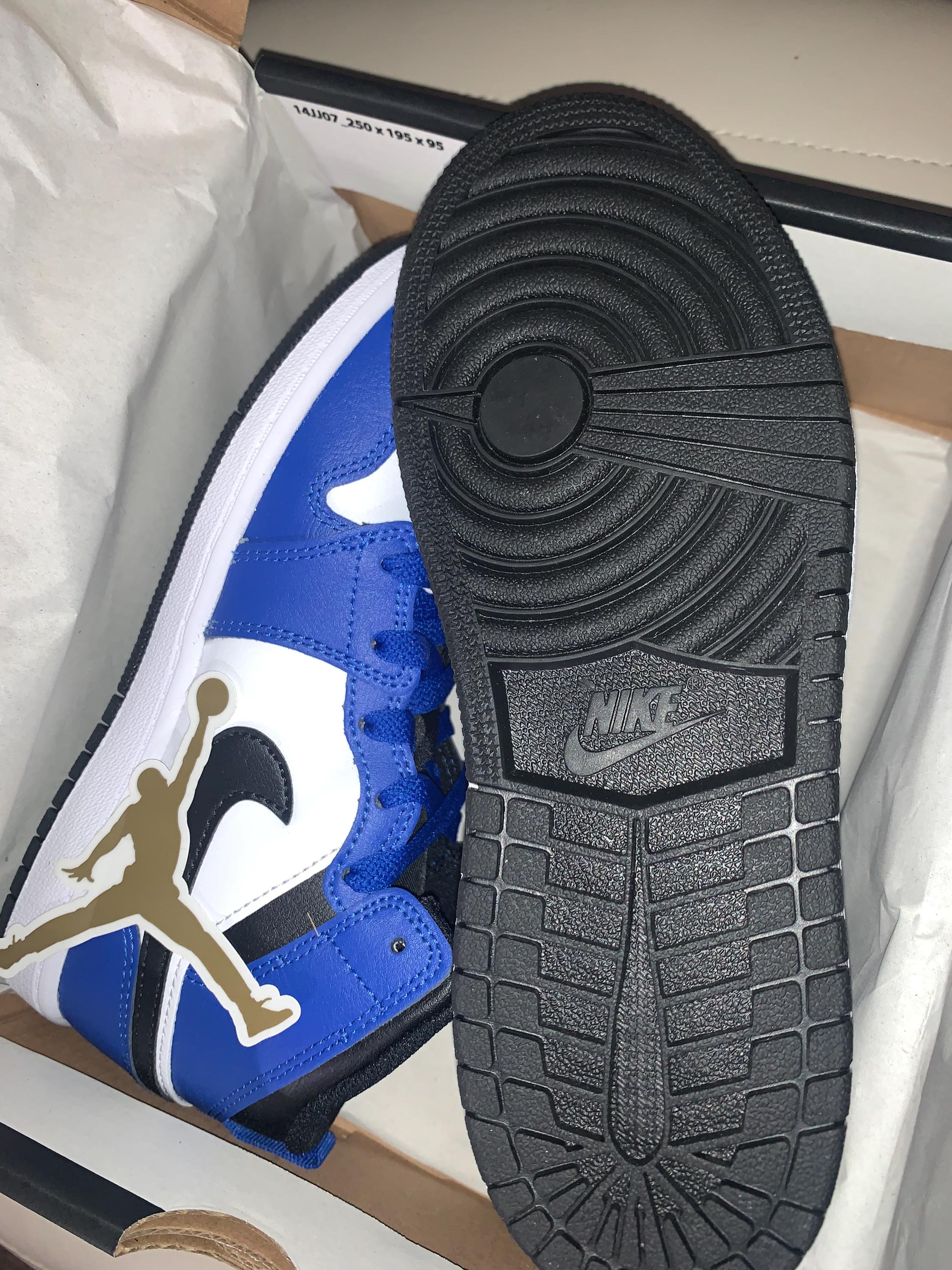 AIR JORDAN 1 MID - Etsy