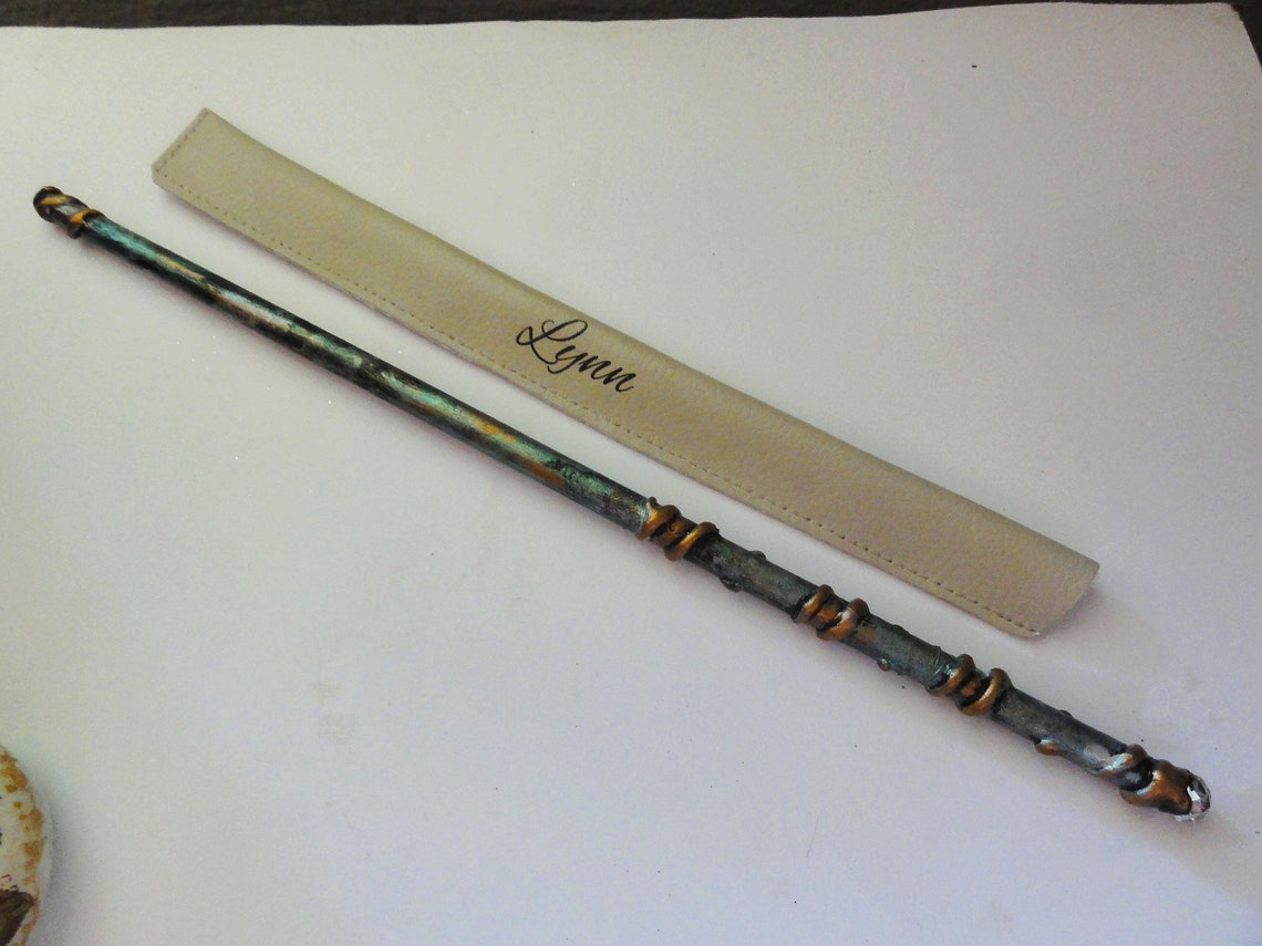 Magic Wand. Halloween Wand. Green and Gold Magic Wand. Wood - Etsy