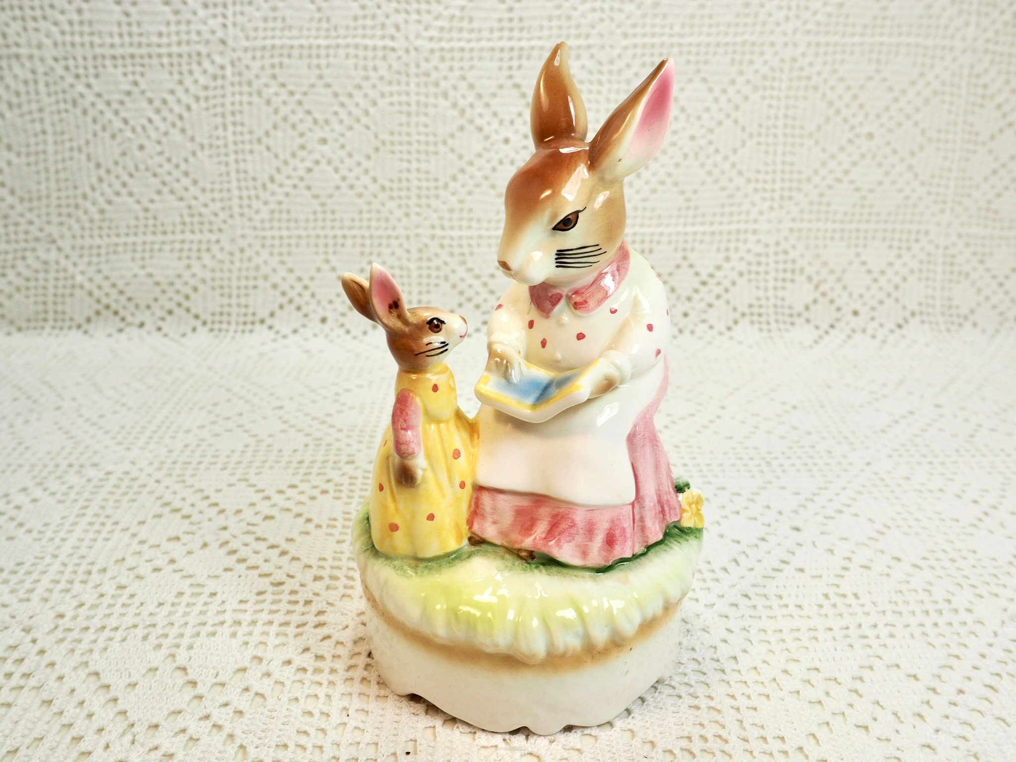 Lefton Bunnies Music Box Collectible - Etsy.de