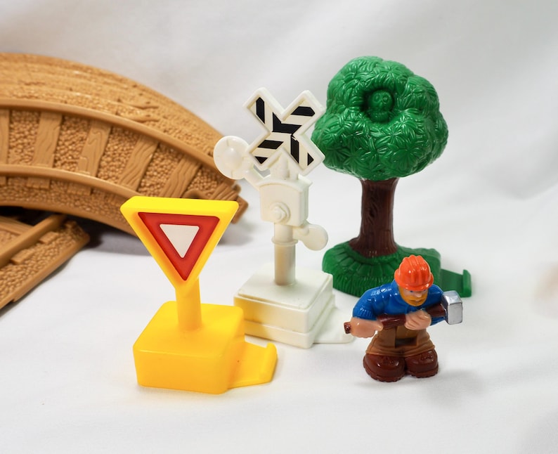 Fisher-price Geotrax Yellow PUSH Train Set With Track, Signs, and ...