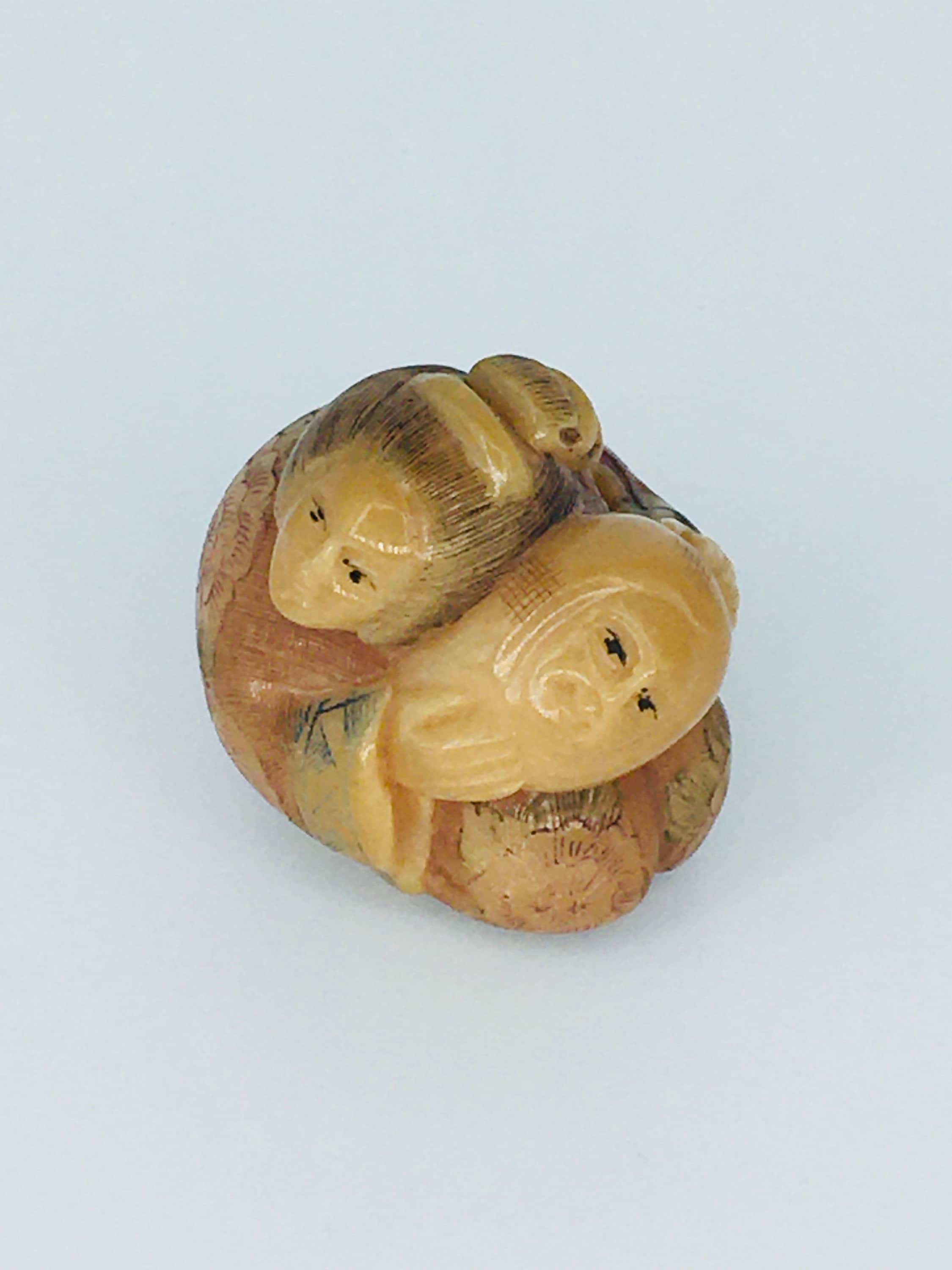 Vintage Japanese NETSUKE in Carved TAGUA NUT - Etsy