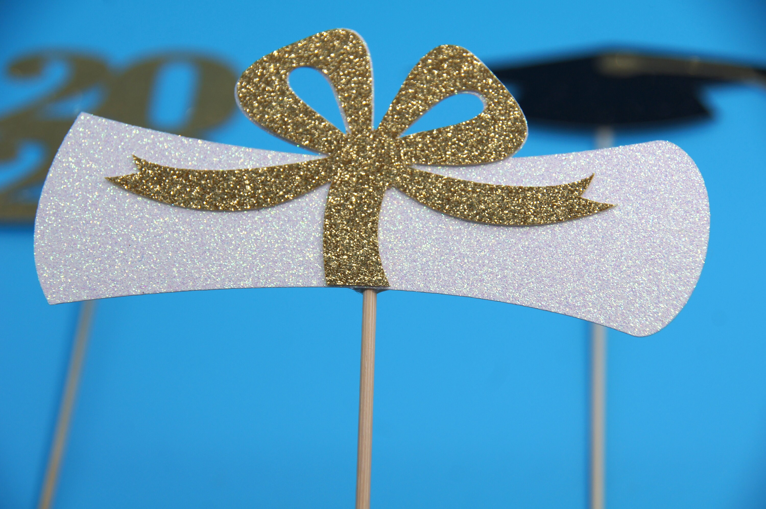 2025 Graduation Centerpieces, Grad Cap, 2025, Diploma, Glitter Grad Cap ...
