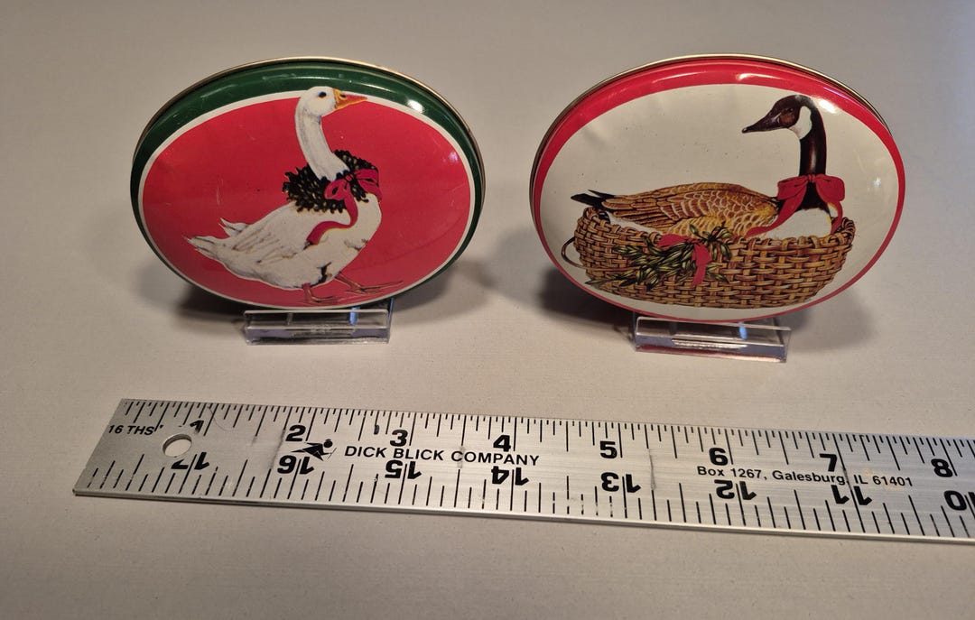 Set of Two Small Oval Gordon Fraser- Geese- Schmid 1980's Christmas ...
