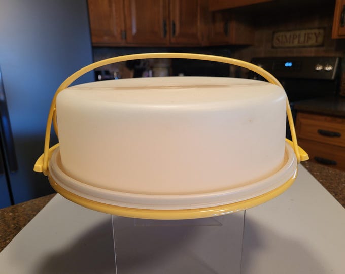 Tupperware Pie Carrier - 1970's Great Condition - Etsy