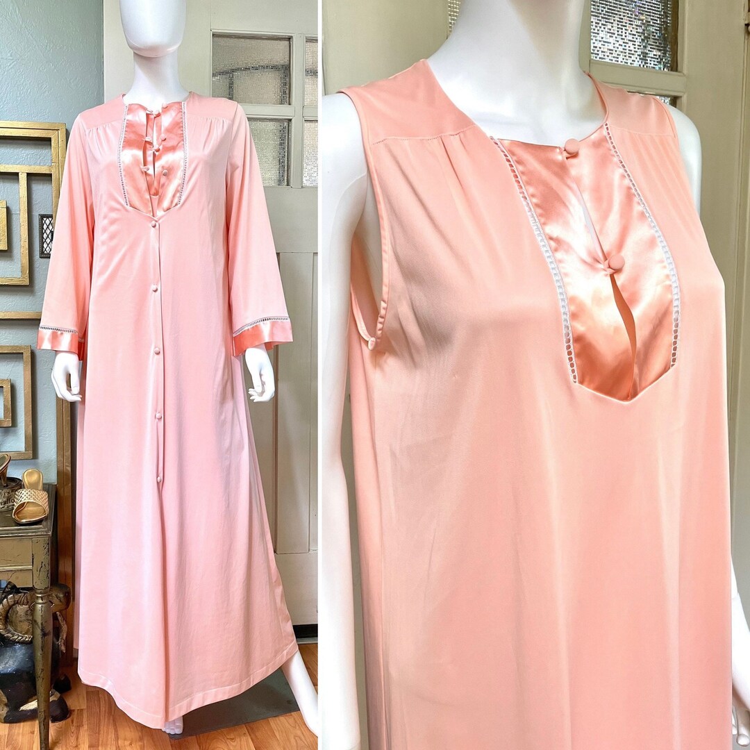 Vintage 70s 80s Medium Gossard Artemis Peach Nightgown and Robe Set - Etsy