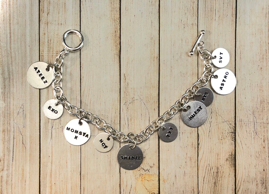 Handmade KPOP Charm Bracelet/kpop/favorite Groups/gift Ideas/metal ...
