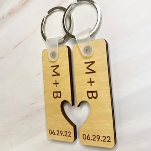 Custom Couple Matching Keychains, Personalized Anniversary Gift for ...