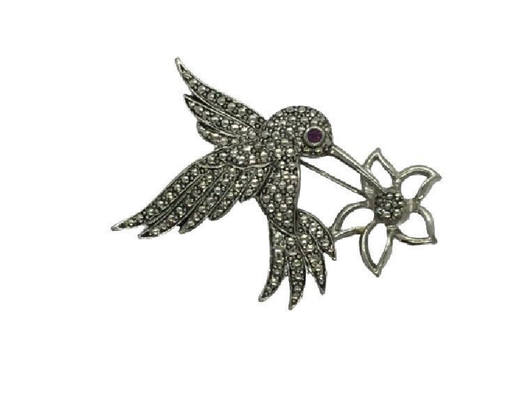 Avon Fluttering Hummingbird Brooch Vintage Pin Jewelry - Etsy