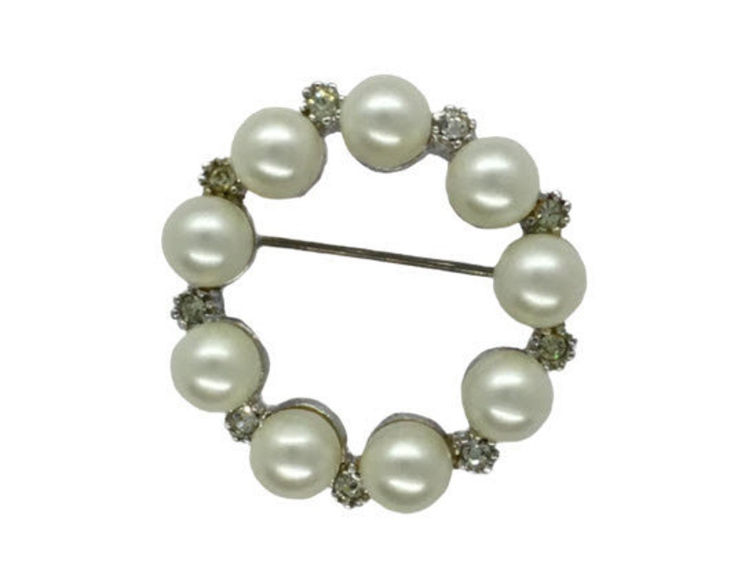 Designer Marvella Silver Tone Faux Pearl and Rhinestone Round Vintage ...