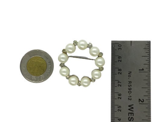 Designer Marvella Silver Tone Faux Pearl and Rhinestone Round Vintage ...