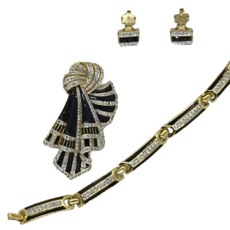 Butler Brooch - Etsy