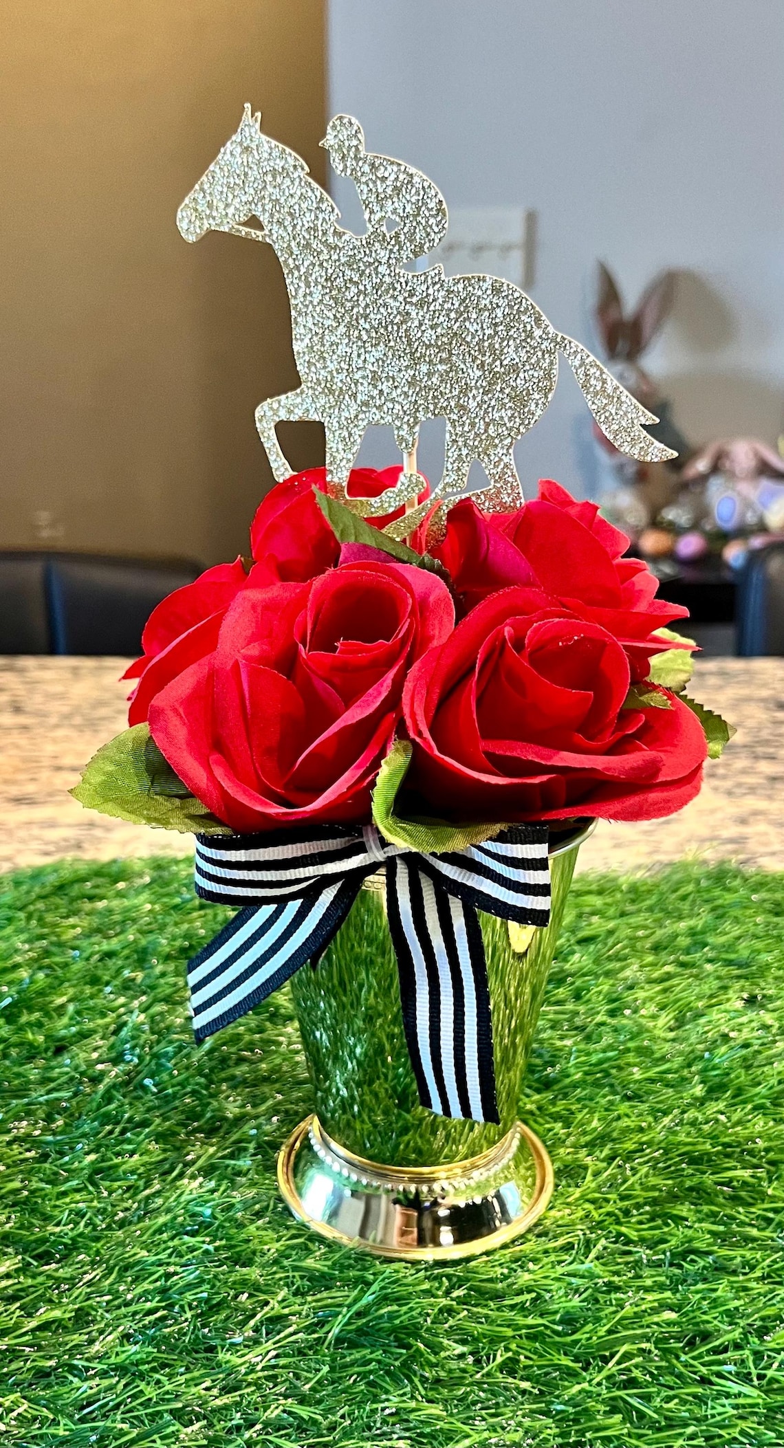 Kentucky Derby Centerpiece, Kentucky Derby Floral Arrangement, Rose ...