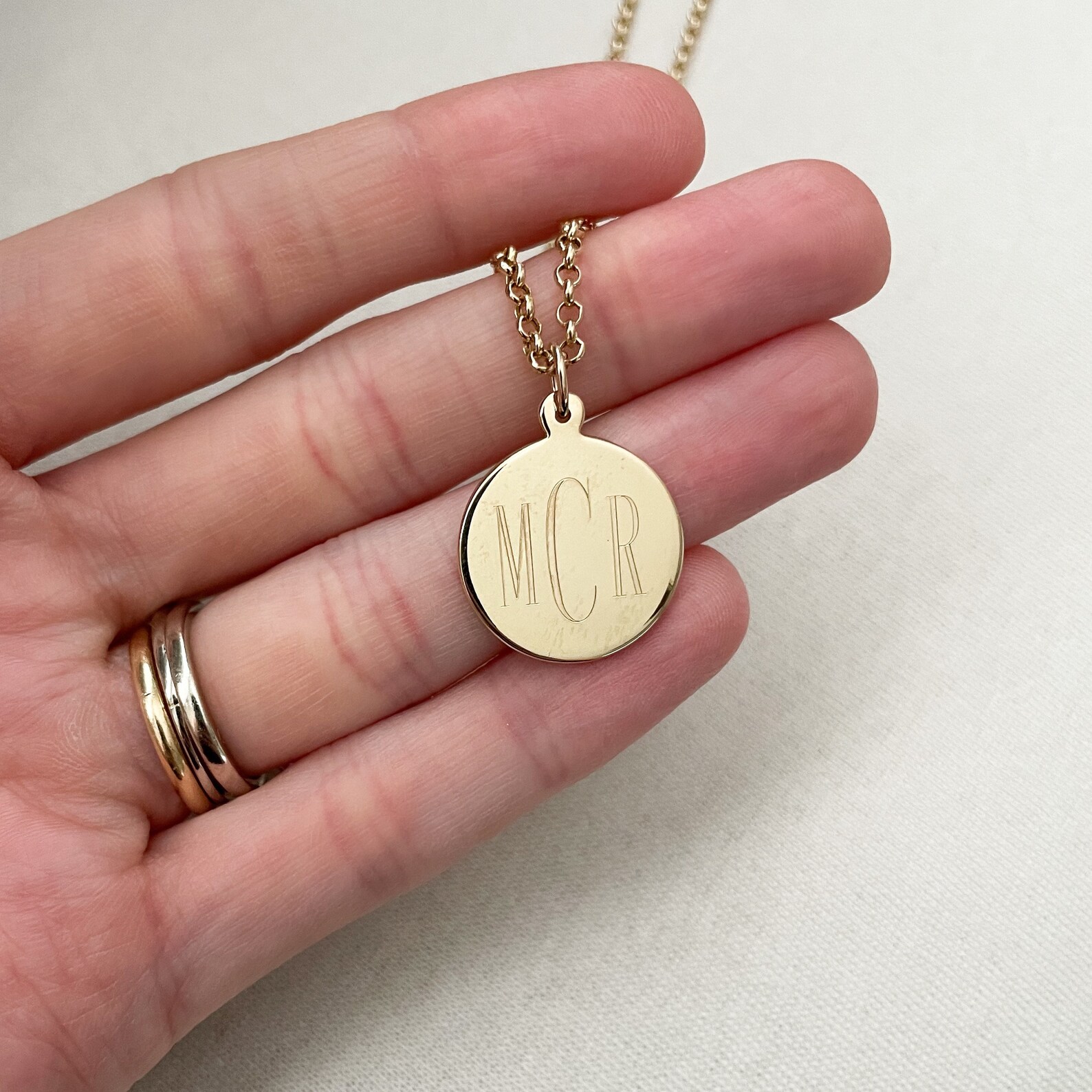 Initials Medallion 14k Gold Gold Medallion Custom Pendant - Etsy