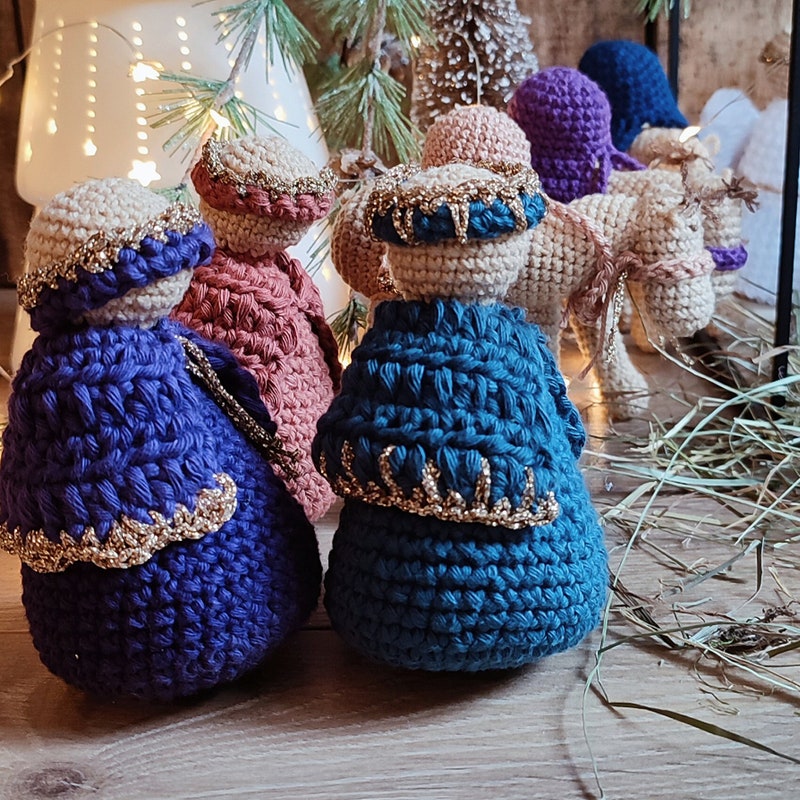 Dinosaur Nativity Scene - Etsy