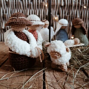 Christmas Nativity Scene, Nativity Set, Mary, Joseph and Jesus ...