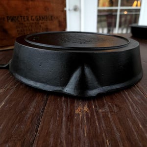 Antique Cast Iron Skillet With Gate Mark Restored - Etsy