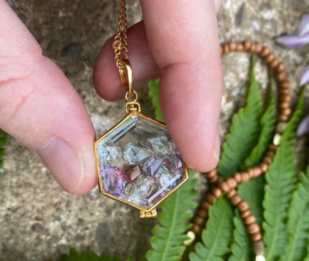 14K Solid Gold Locket Necklace | Gold Pendant | Shaker Locket ...