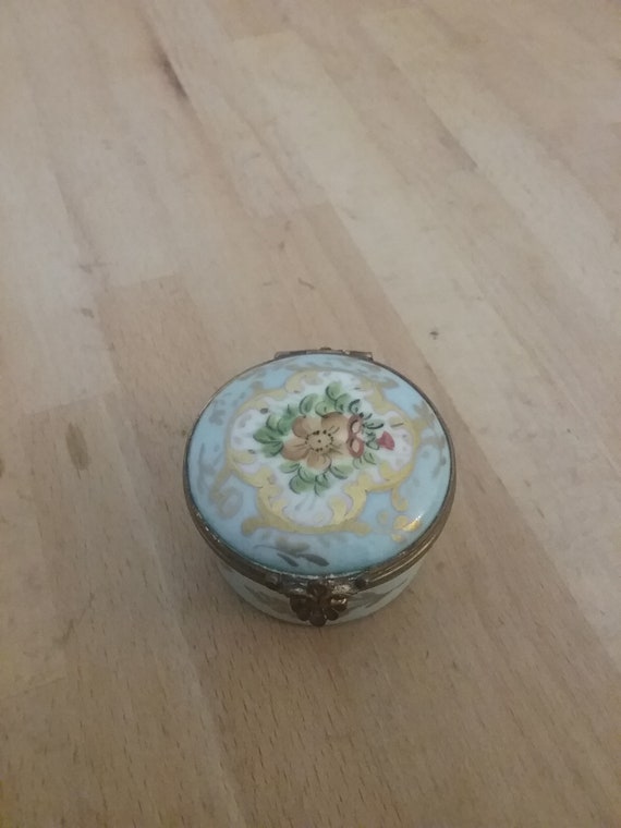 Vintage Porcelain Miniature Trinket Box, Vintage Roun… - Gem