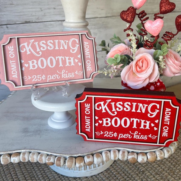 Kissing Booth Sign - Etsy
