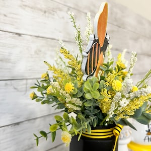 Bumblebee Tiered Tray Mini Floral Arrangement, Bee Themed Floral ...