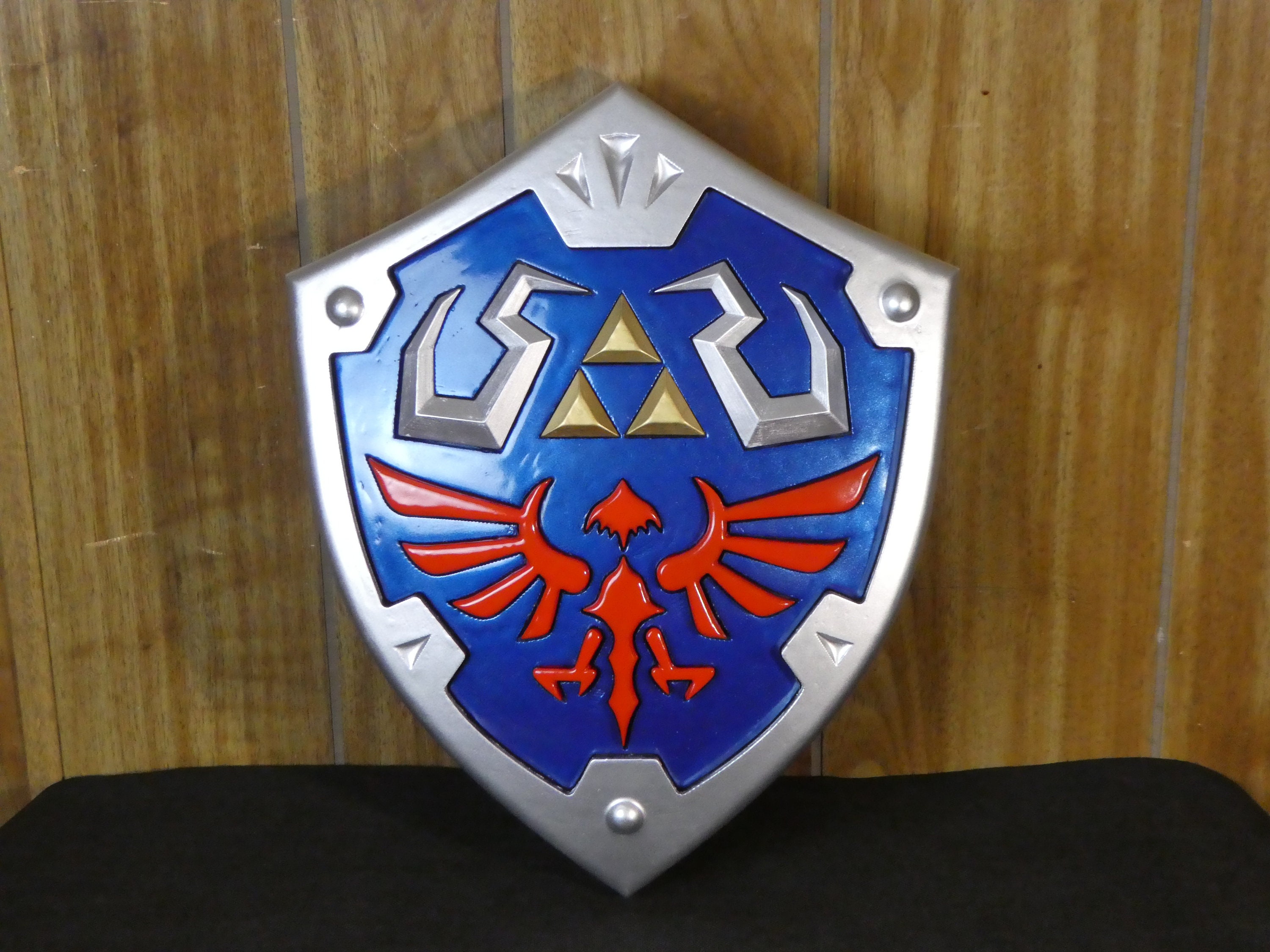 Legend of Zelda Hylian Shield Replica | Cosplay Shield From: Ocarina of ...