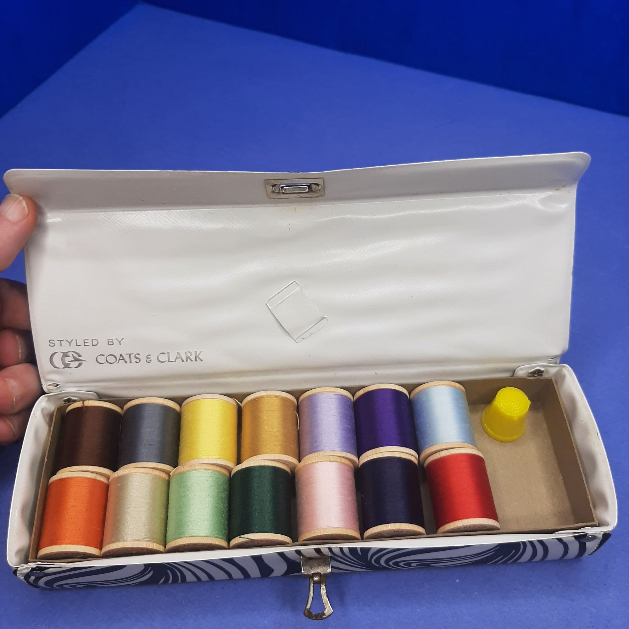 Vintage Thread Kit Coats & Clark Sewing Box Black White Swirl - Etsy