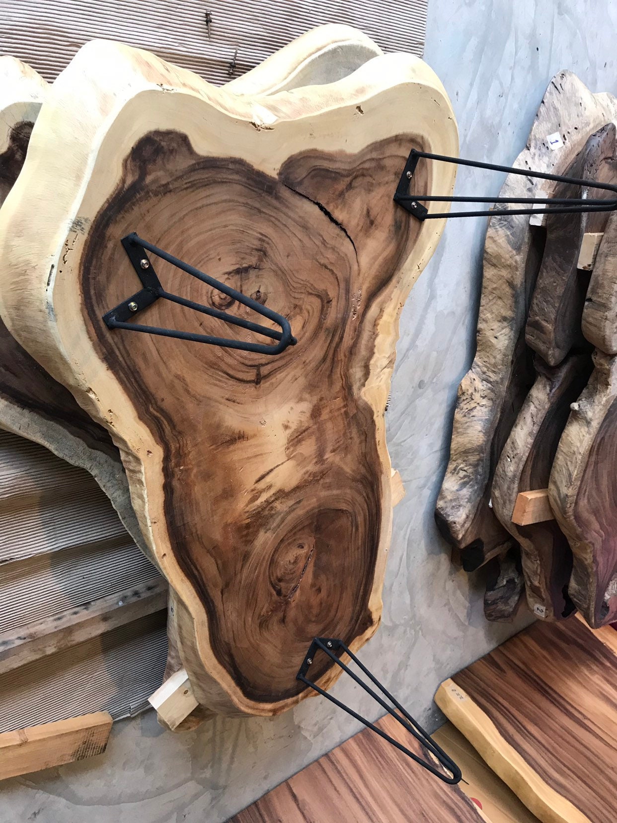 Live Edge Acacia Wood Coffee Table, Natural Round Slab, Steel Legs - Etsy