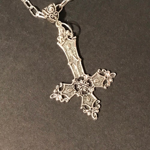 Large Cross on Chunky Chain Gothic - Etsy