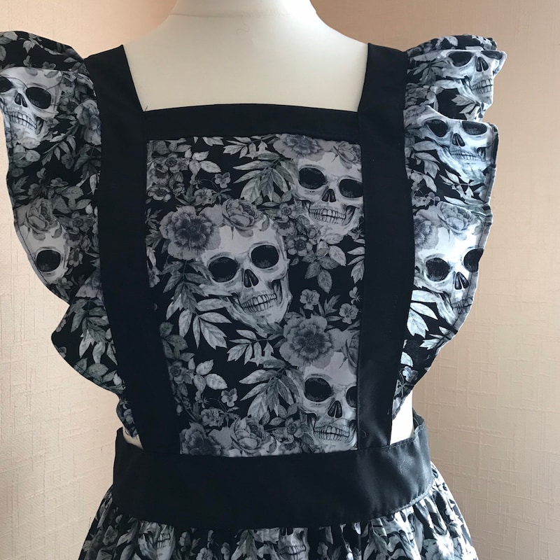 Skull Apron - Etsy