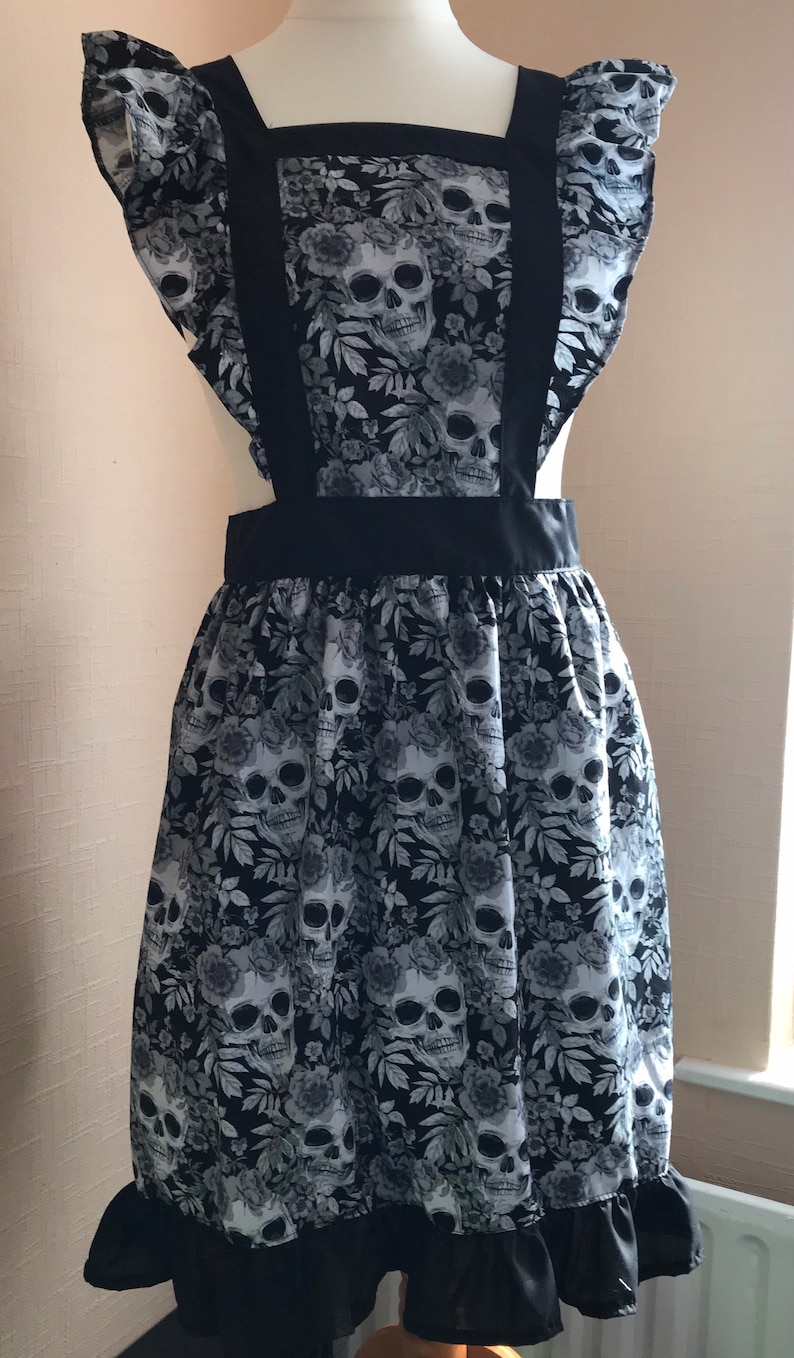 Ladies Gothic Apron Grey and Black Skulls | Etsy