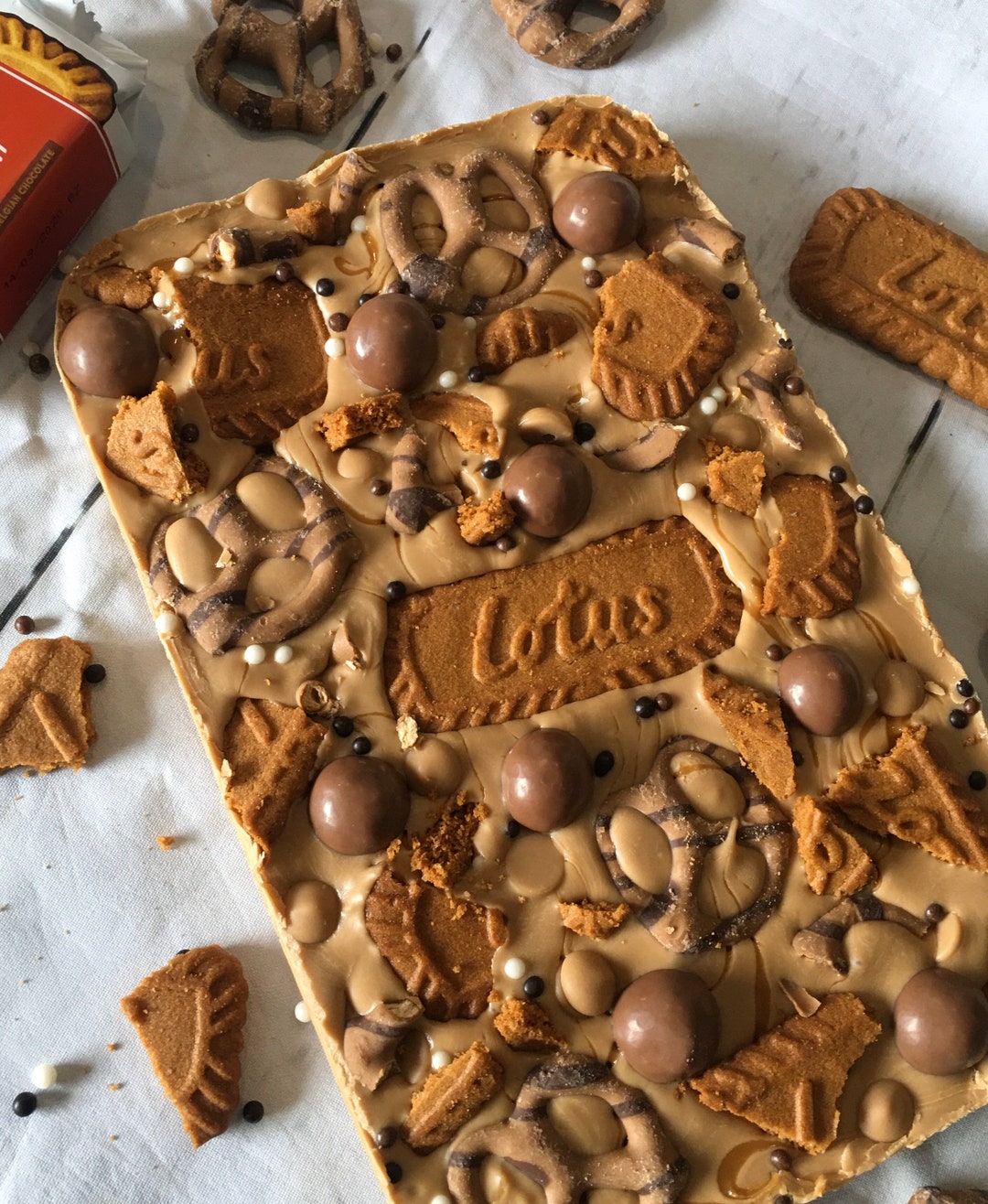 Gold Belgian Caramel Chocolate Biscoff Slab Lotus Malteaser - Etsy UK