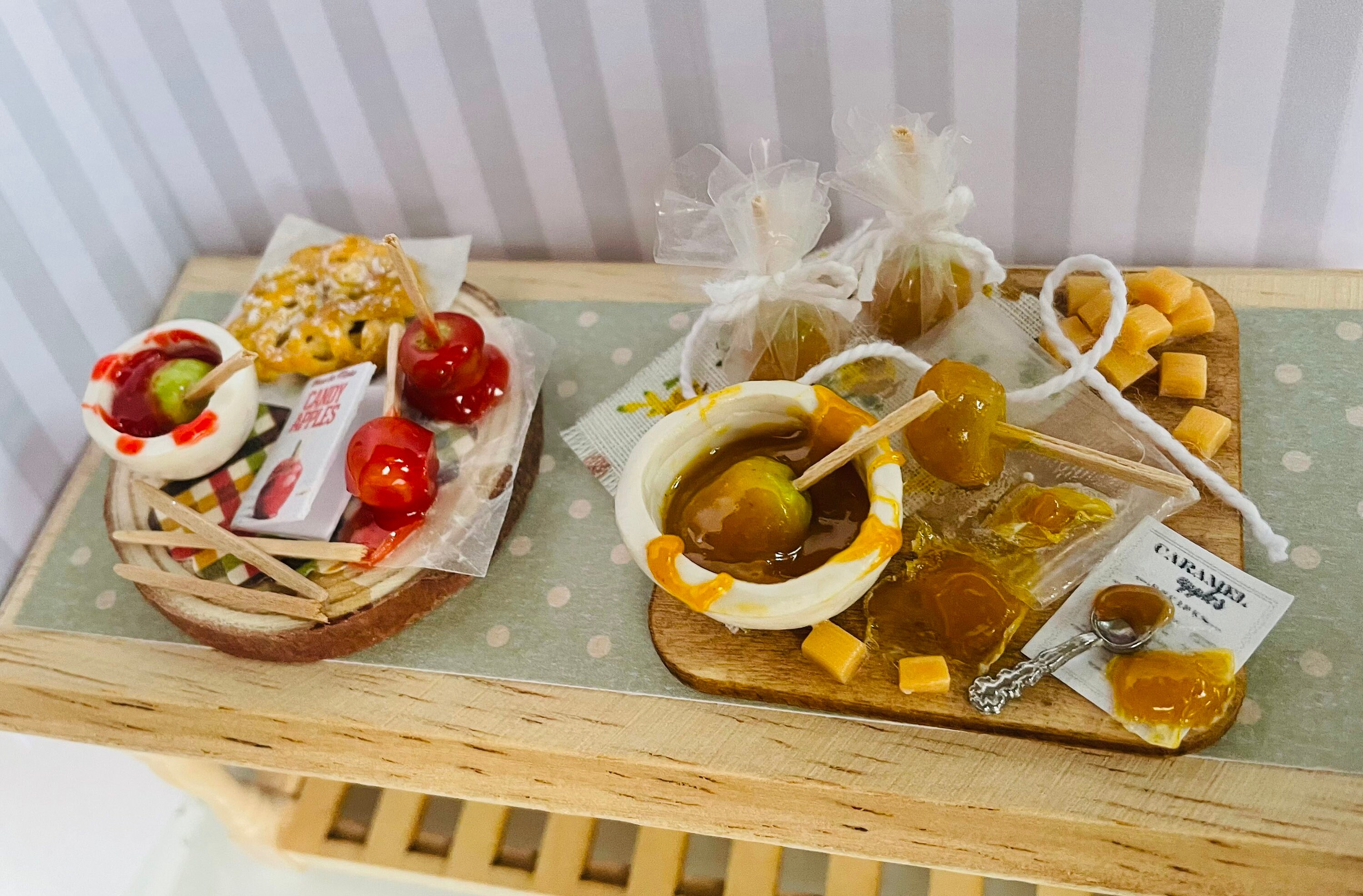 1:12 Scale Dollhouse Miniature Cake Dolls House Food Accessory | Etsy