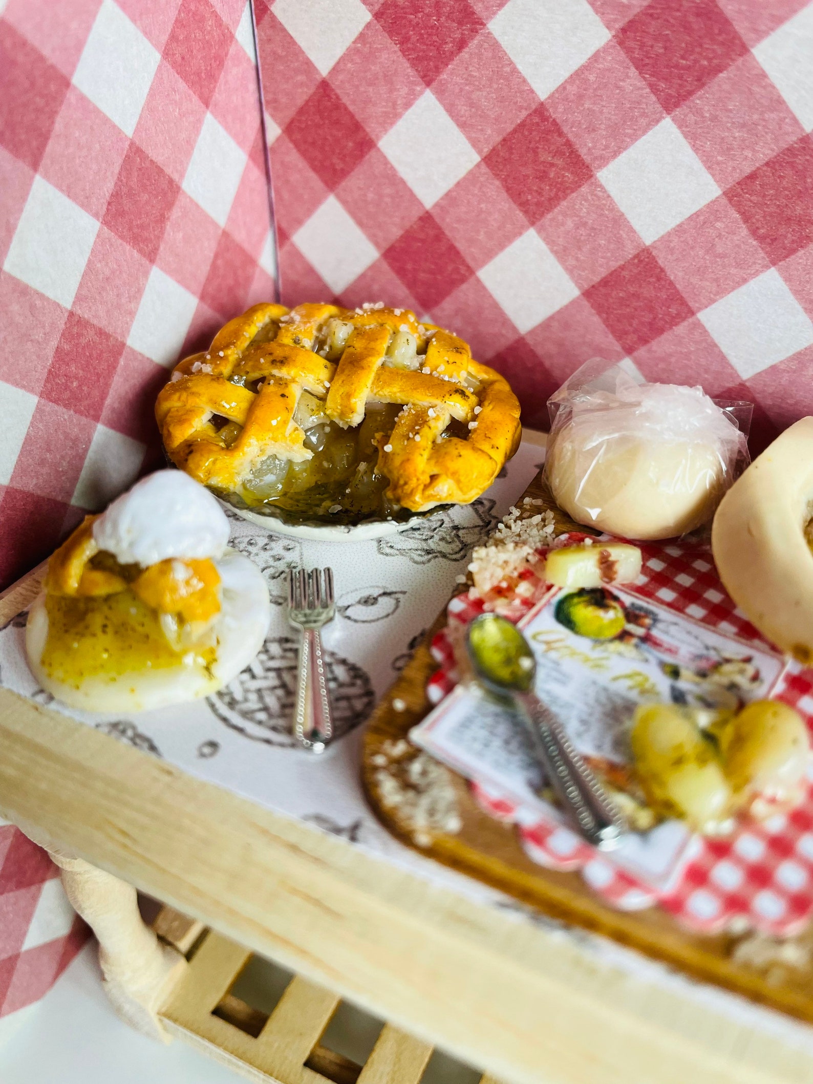 1:12 Scale Dollhouse Miniature Cake Dolls House Kitchen Food | Etsy