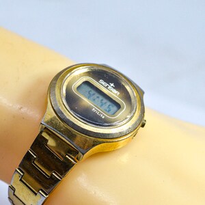 Sensor Trilite Vintage Gold Tone Digital Wrist Watch - Etsy UK