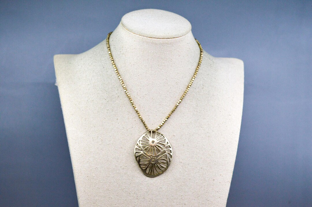 Kenneth Cole, Gold Tone, Women's Pendant Necklace - Etsy