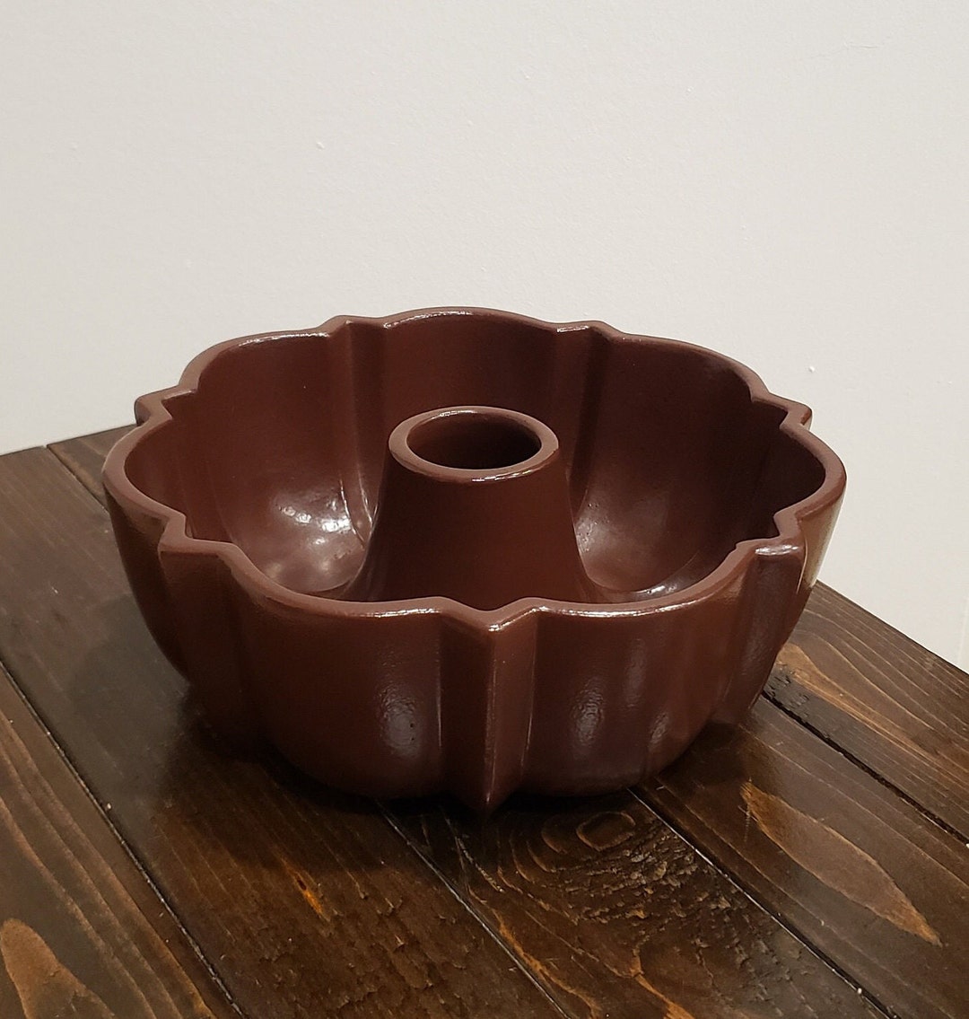 Vintage Brown Aluminum Bundt Pan, 8 Inch Bundt Cake, Heavy Bundt Cake ...