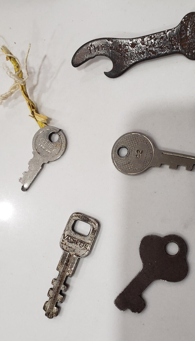 Vintage Keys, Lot of 8 Vintage Keys and One Vintage Bottle Opener - Etsy