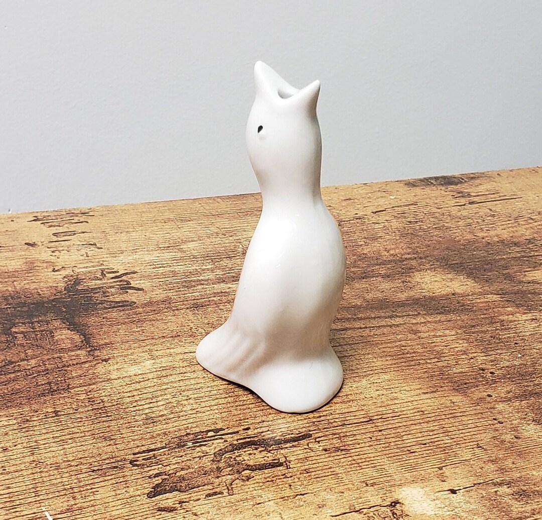White Pie Bird, Vintage White Pie Vent - Etsy