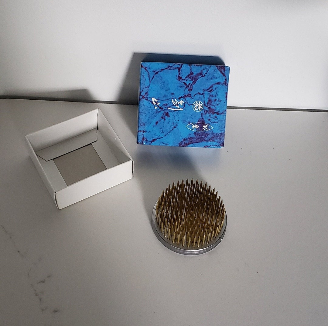 Metal Pin Flower Frog, Flower Frog 2 Inch, Japanese Ikebana Kenzan ...