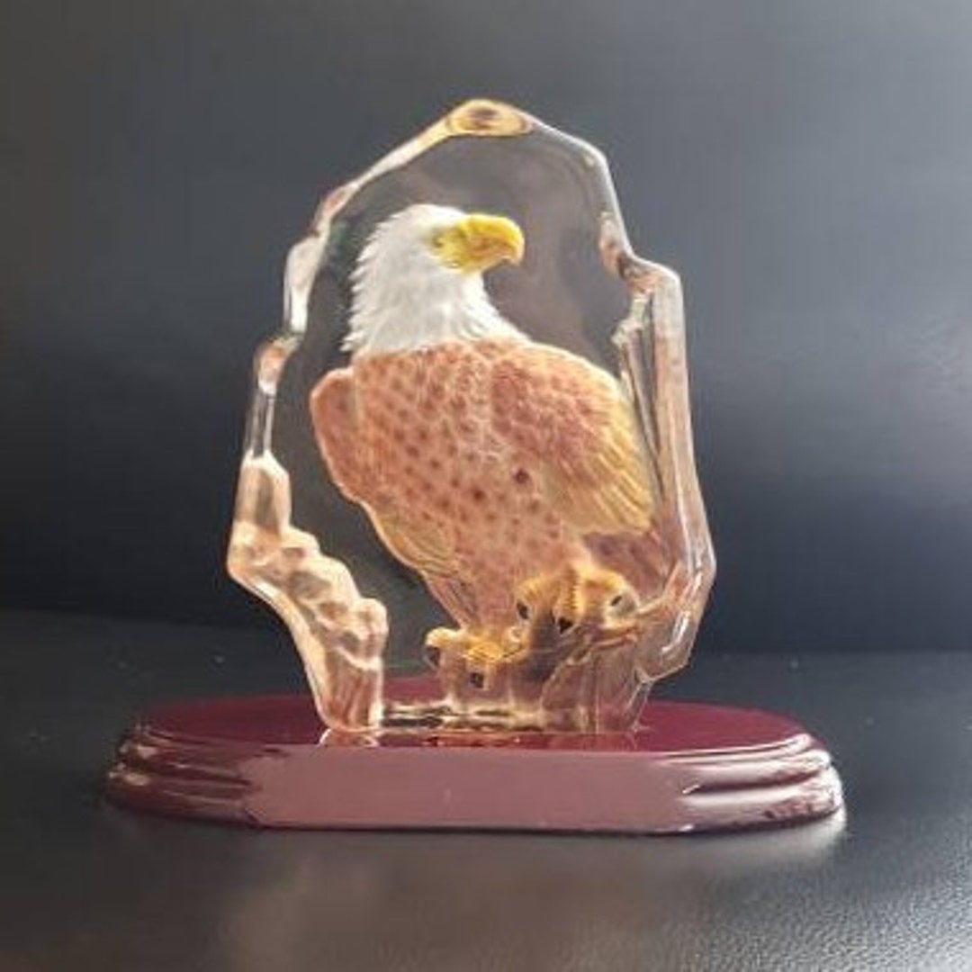 Large Crystal Eagle on Base , Etched Bald Eagle Crystal Sculpture ...