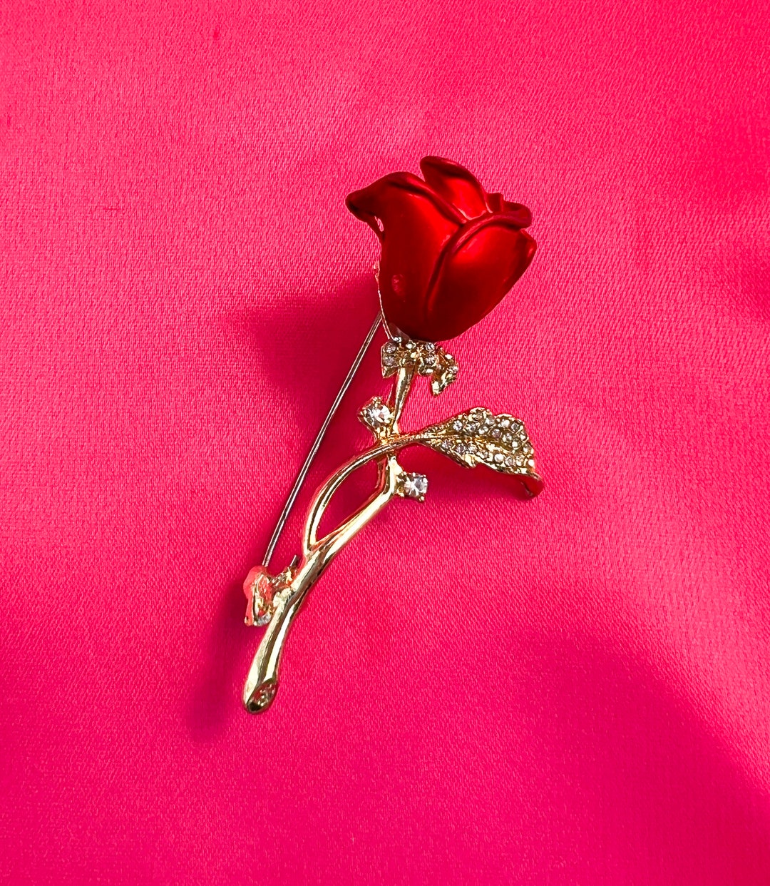 Traditional Pin Clasp Brooches. Red Rose. for Coats, Jackets, Scarf ...