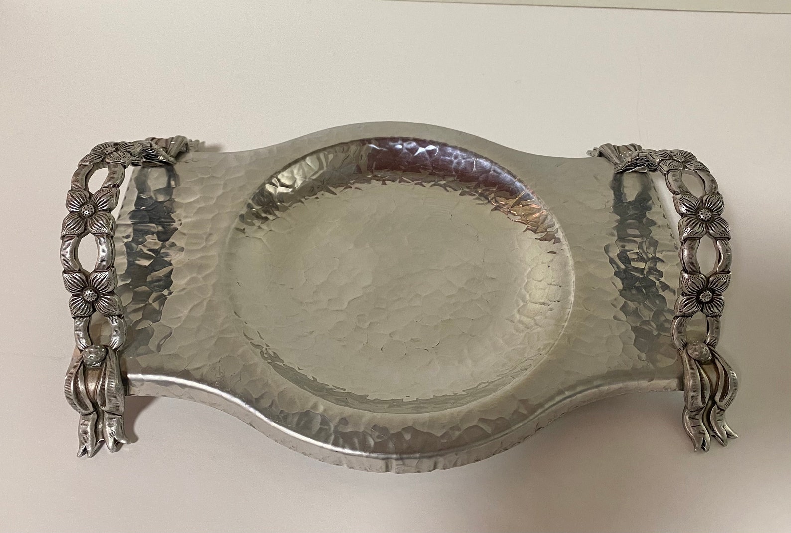 Rodney Kent Floral Hand Wrought Aluminum #440 Serving Tray - Etsy