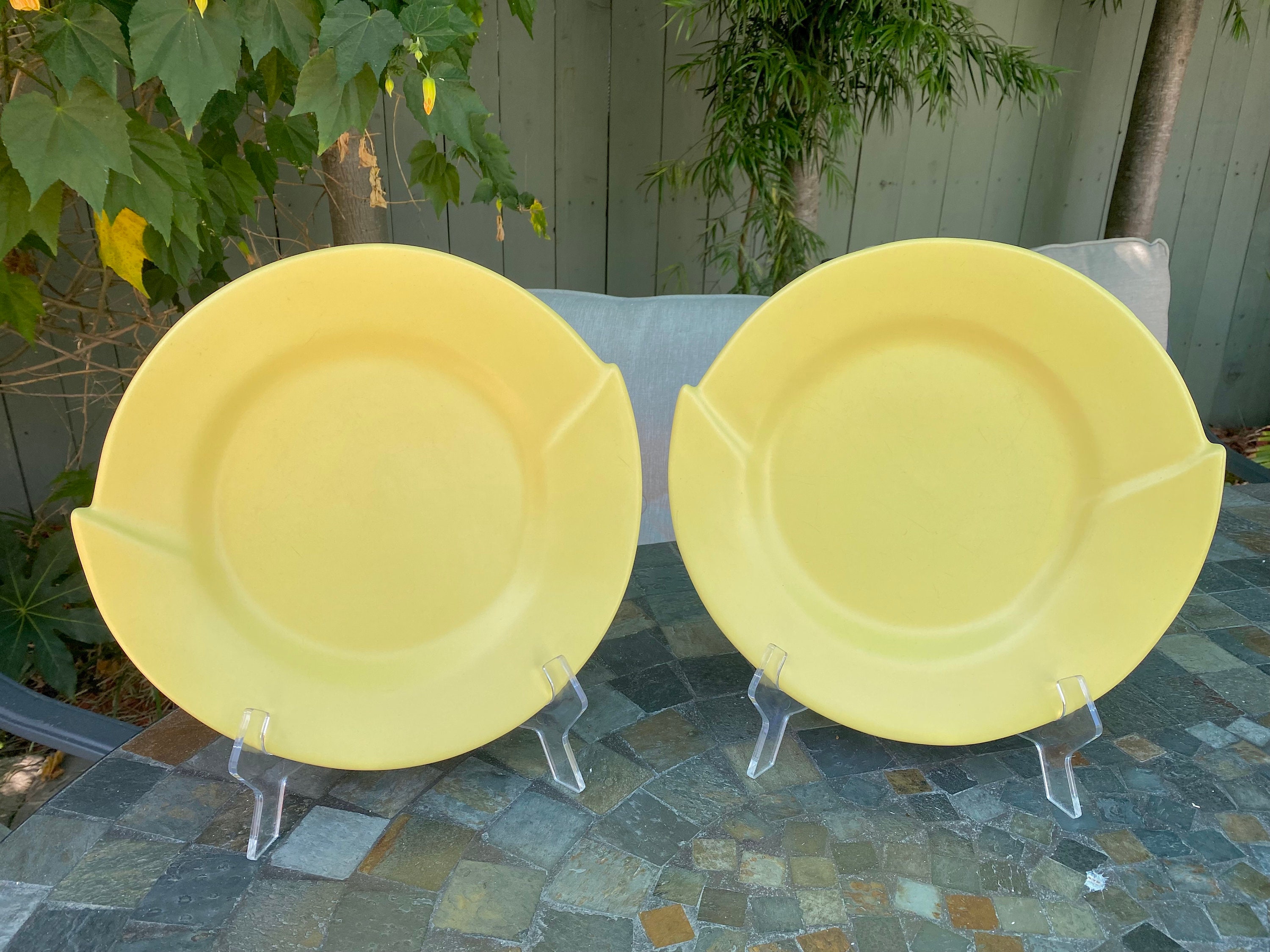 Vintage Cyclamen Yellow Dinner Plate Set by Julie Sanders, California ...