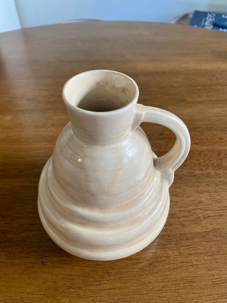 Vintage Crown Ducal Cream/beige 6" Beehive Vase #238, 1920s/1930s - Etsy