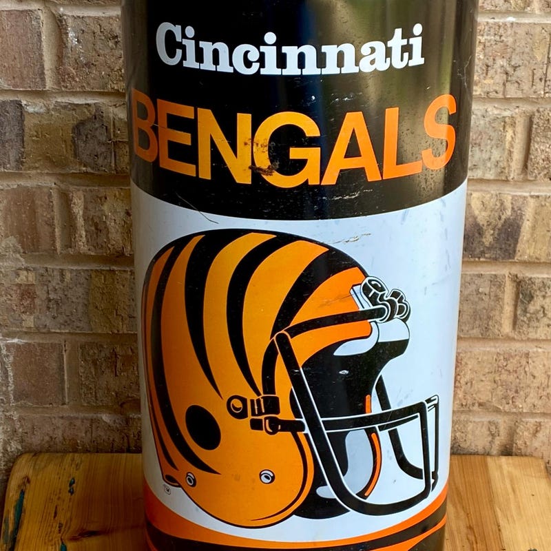 Vintage Trash Can - Etsy